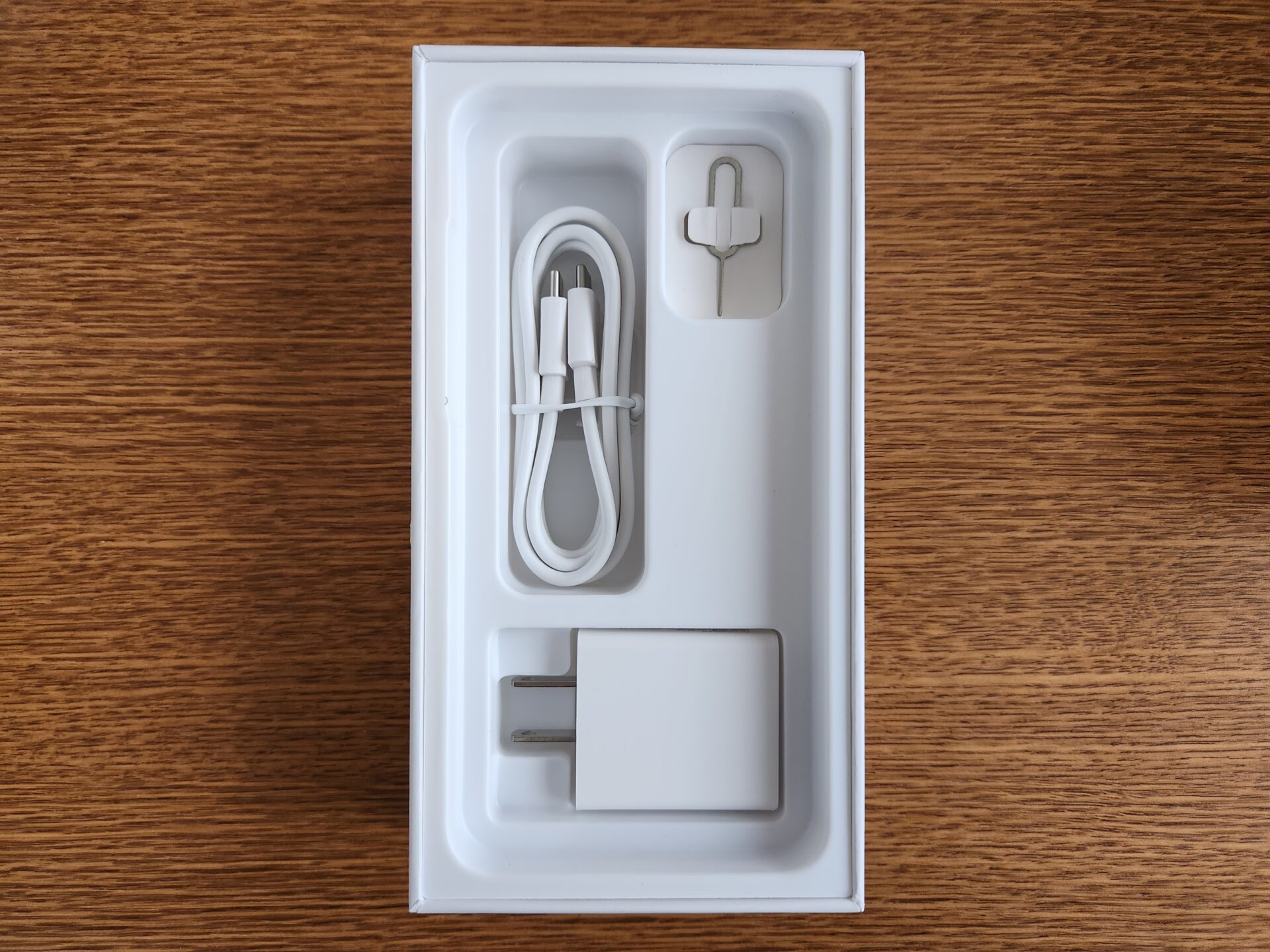 見守り端末として優秀 TONE e21 rev.2 レビュー | 繊細ガジェットレビュー