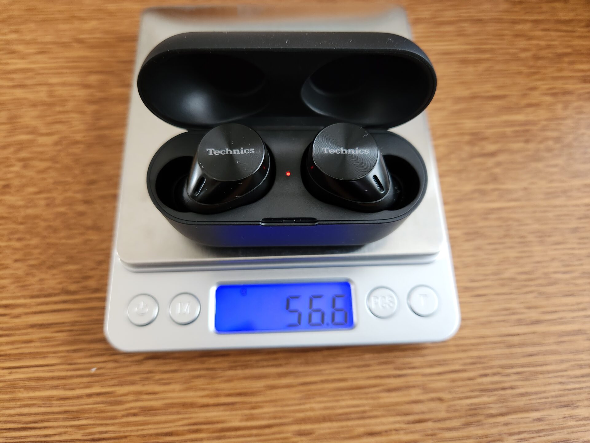 テクニクス EAH-AZ60M2 vs EAH-AZ60 徹底比較 | 繊細ガジェットレビュー